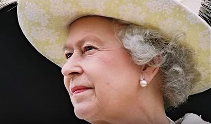 The Queen ) | Celebrating The Soaps