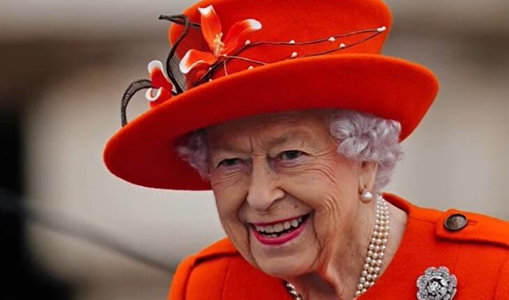 Queen Elizabeth | Celebrating The Soaps