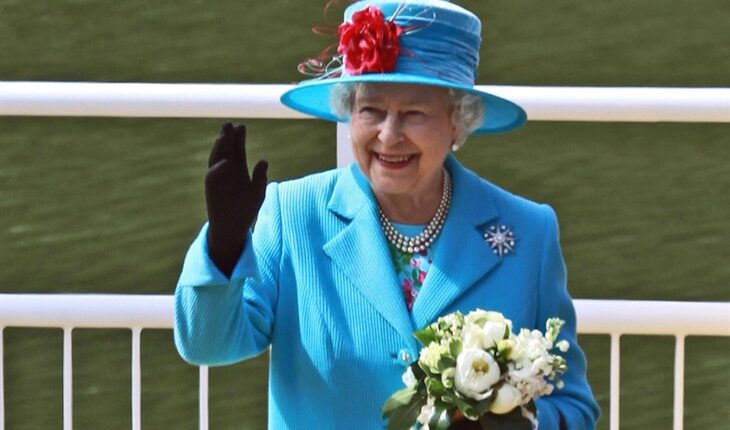 The Queen | Celebrating The Soaps