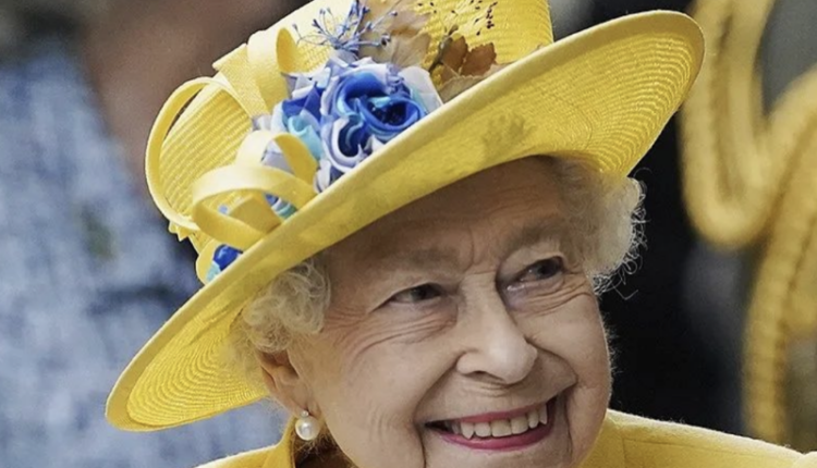 Queen-elizabeth | Celebrating The Soaps