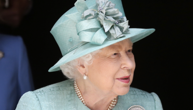 Queen-elizabeth | Celebrating The Soaps