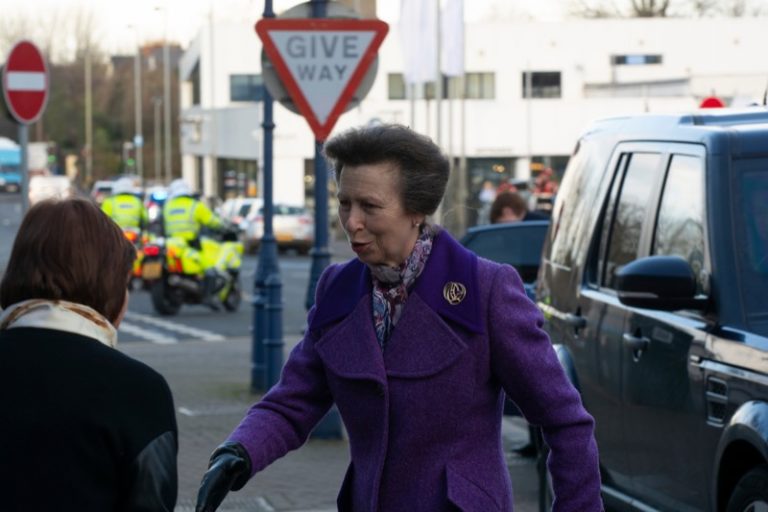 Coronation Street Spoilers: Princess Anne Visits Corrie Set Over Acid ...