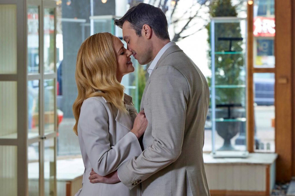 Amanda Schull & Carlo Marks In The Blessing Bracelet On Hallmark Movies & Mysteries