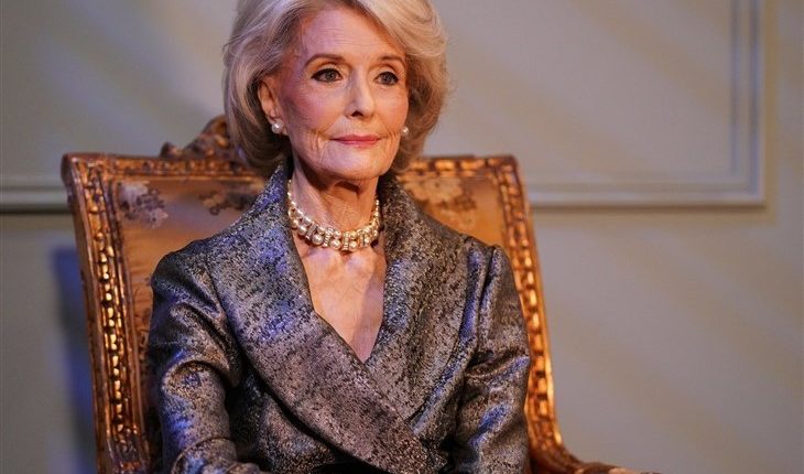 General Hospital – Helena Cassadine (Constance Towers) | Celebrating ...
