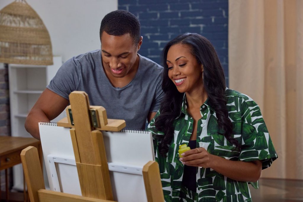 YR Alum Mishael Morgan In Hallmark’s Hearts Around The Table: Shari’s ...